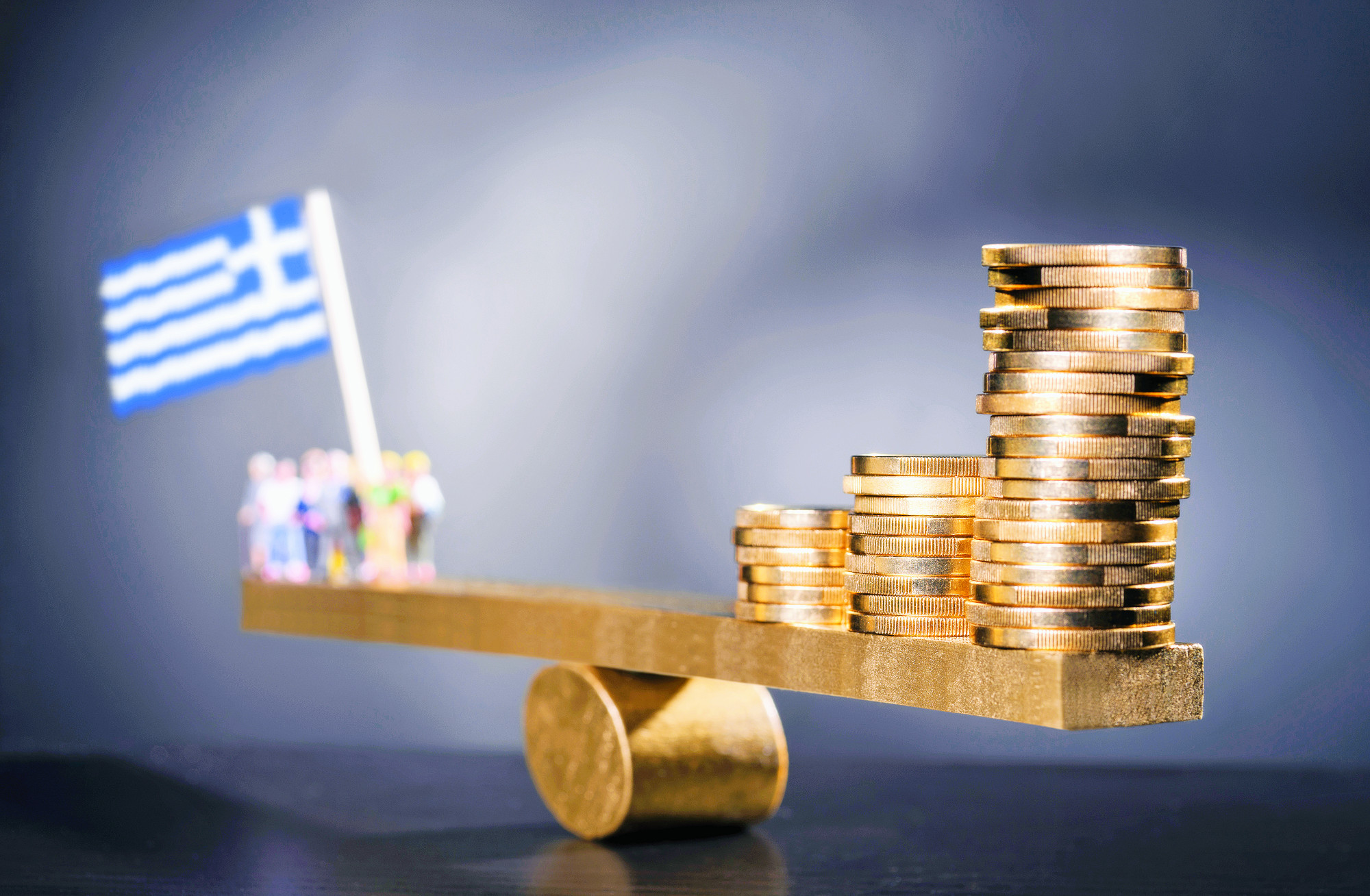 8 μήνες εργασίας το 2022 για να πληρώσουμε φόρους… - ONE CHANNEL